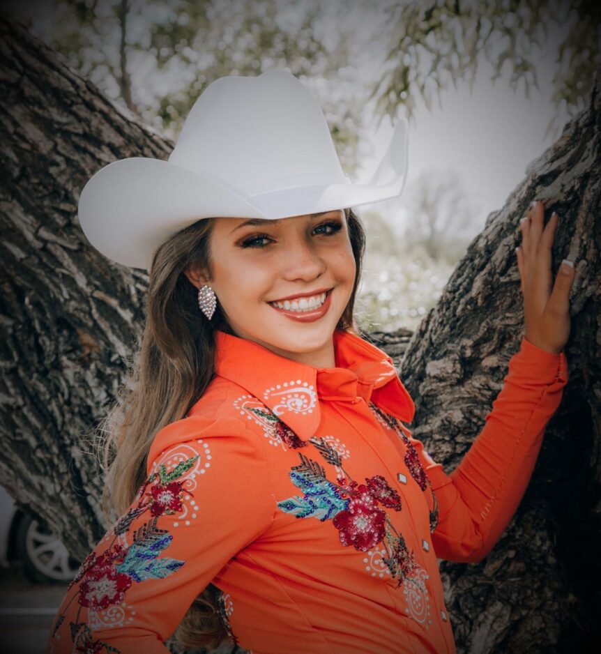Harlee Stokes; 2020 Utah Junior High Rodeo Association Queen | News ...